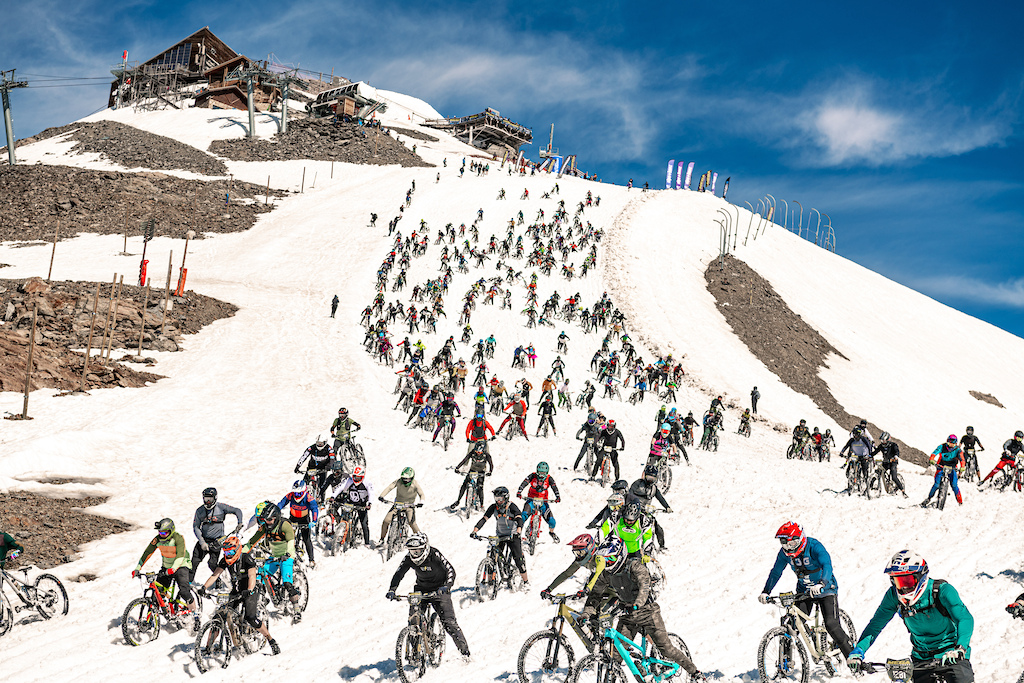 赛场直击：2023超级雪崩山地车速降赛 - 美骑网|Biketo.com