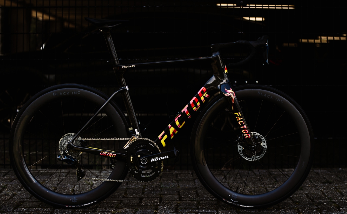浴火重生 弗鲁姆的环西定制版Factor Ostro VAM|公路车 - 美骑网|Biketo.com